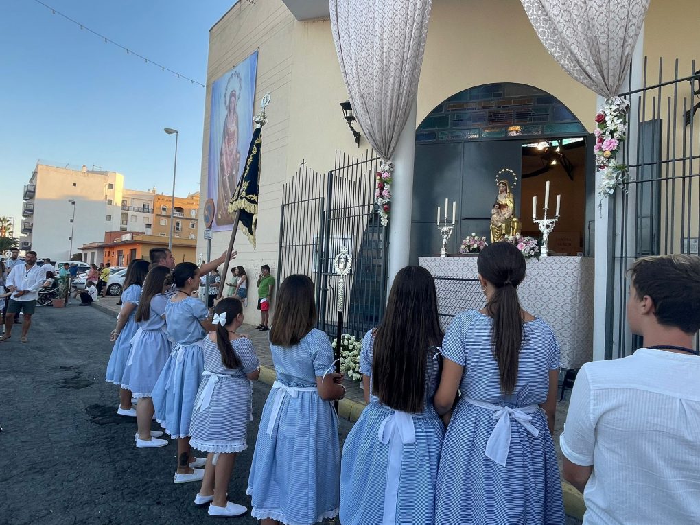 La barriada isleña de Punta del Caimán viste sus mejores galas ...
